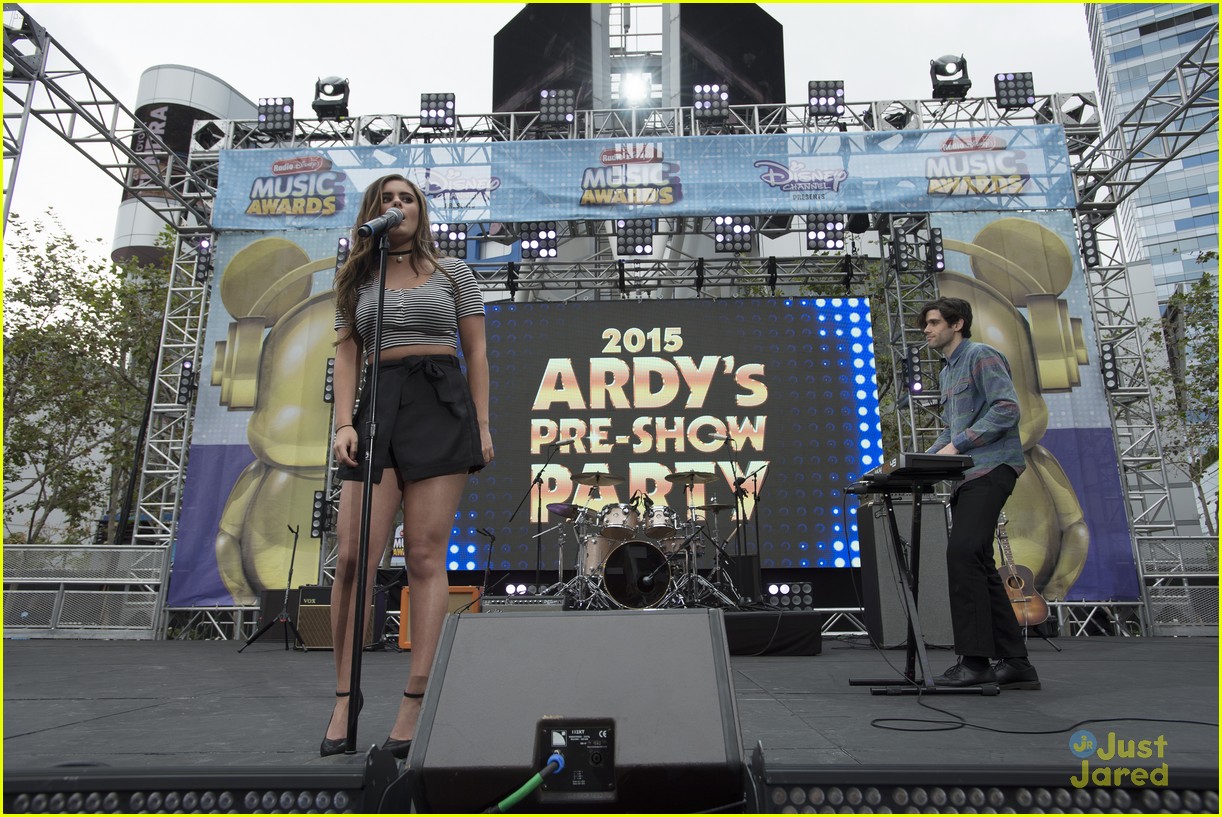 Get A Sneak Peek At the ARDY's Pre-Show Party Before The RDMAs 2015 ...