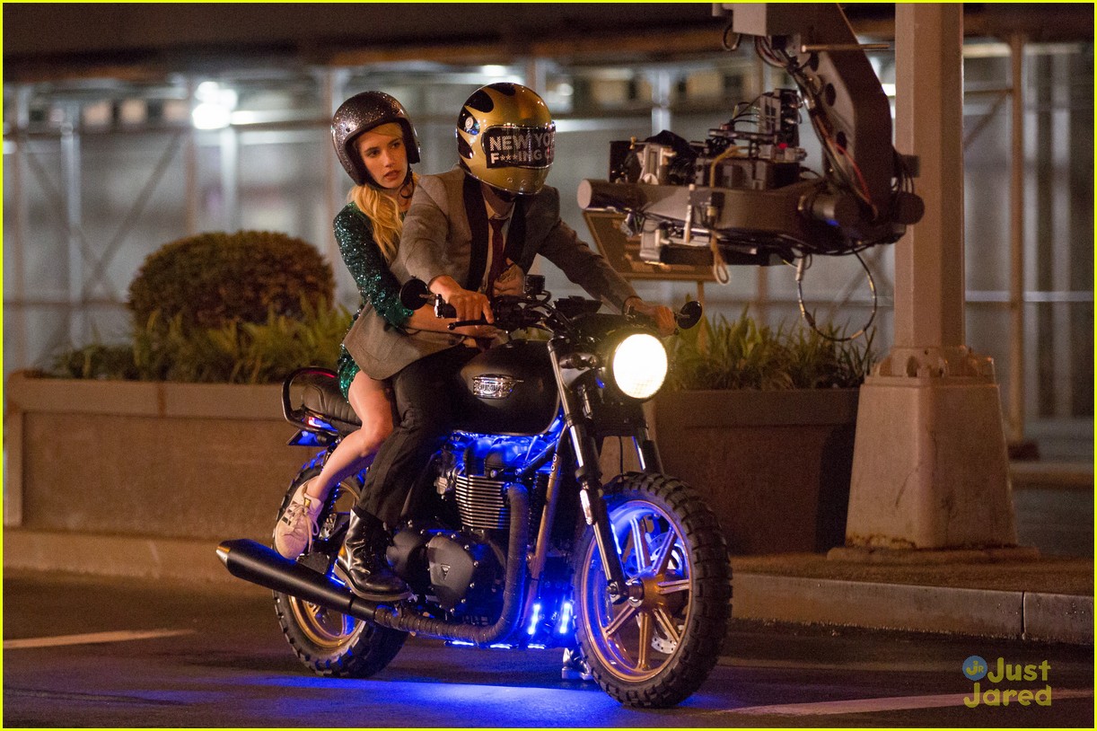 Emma Roberts Goes Sparkling Green For 'Nerve' Motorcycle Scene | Photo ...