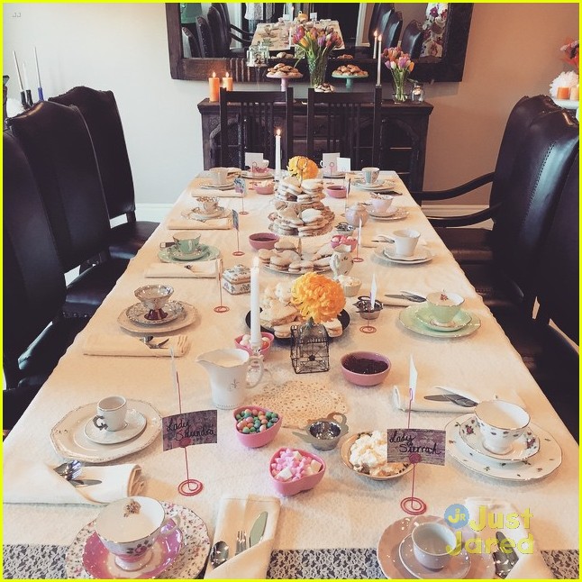 Rydel Lynch Throws The Perfect Springtime Tea Party - See The Pics ...