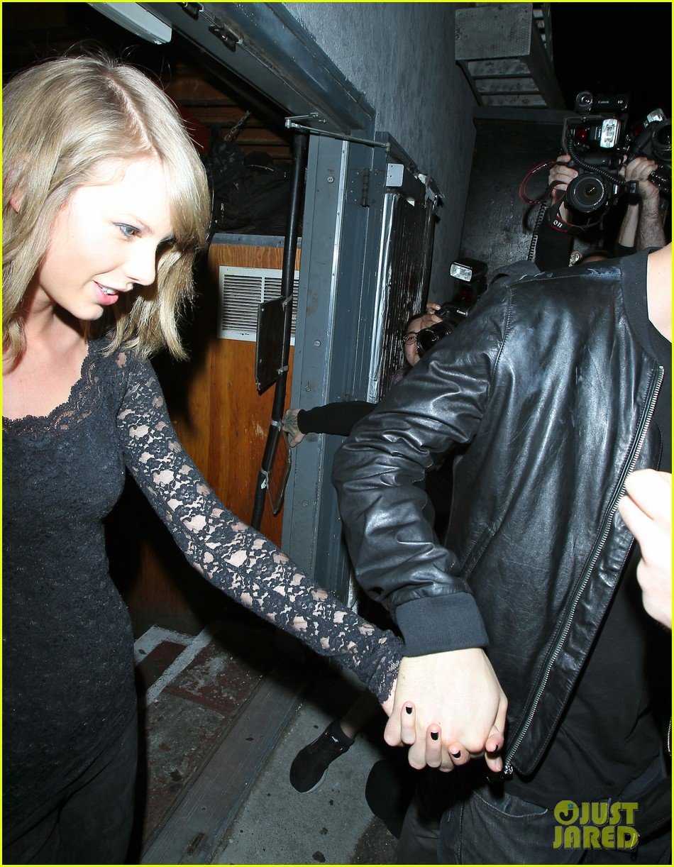 Taylor Swift & Calvin Harris Seen Holding Hands Again at the Haim ...