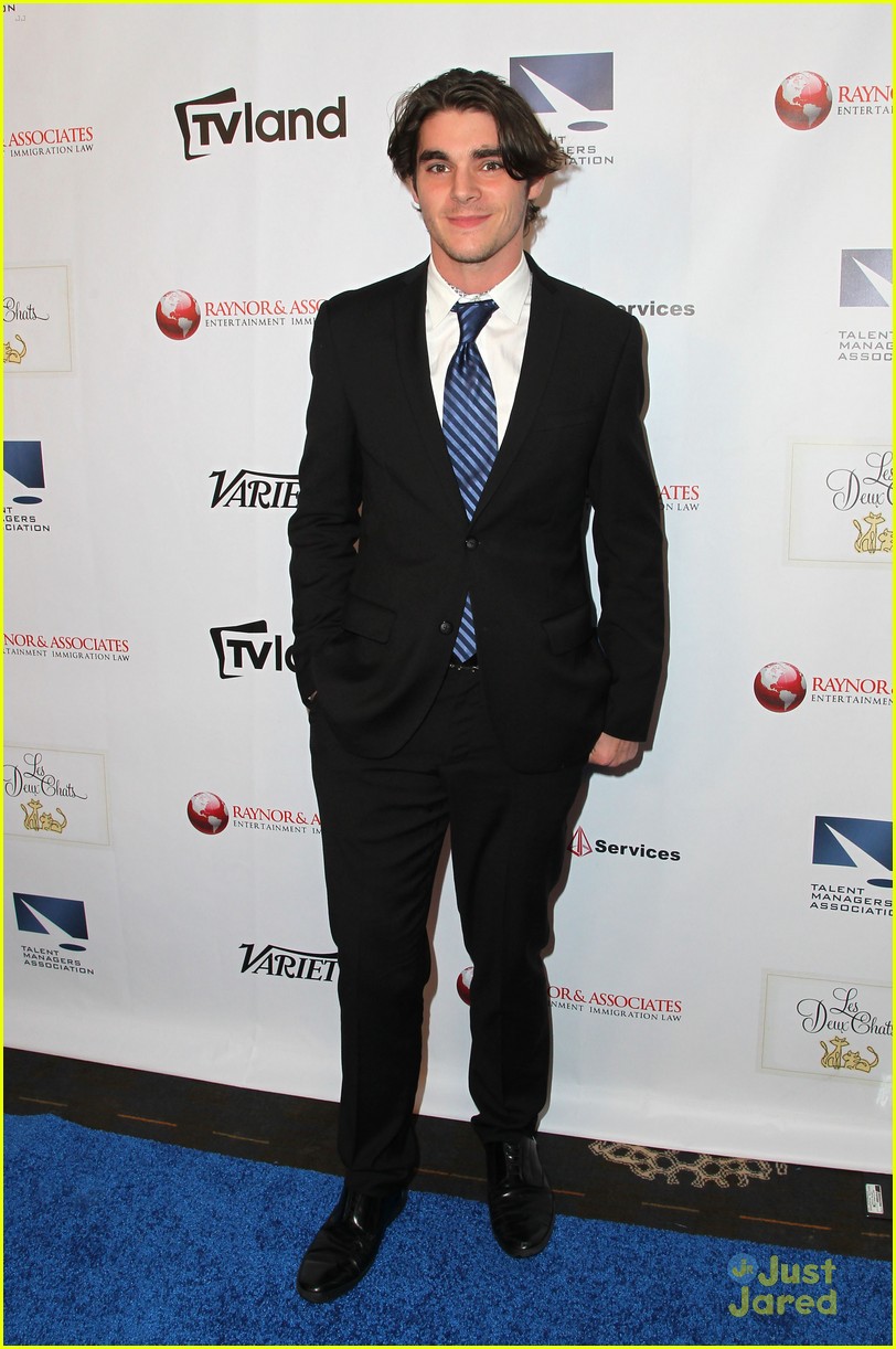 Audrey Whitby & Joey Bragg Couple Up For TMA Heller Awards 2015 with RJ ...