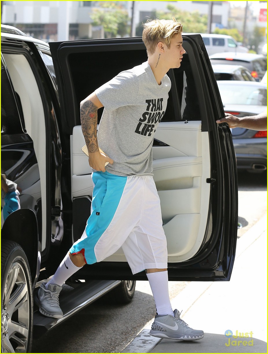 Justin Bieber Completes Mandatory Anger Management Classes | Photo ...