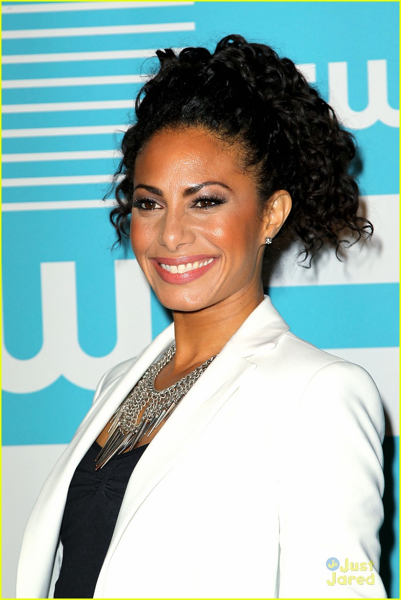 Chris Wood & 'Containment' Cast Hit Up CW Upfronts In New York City ...