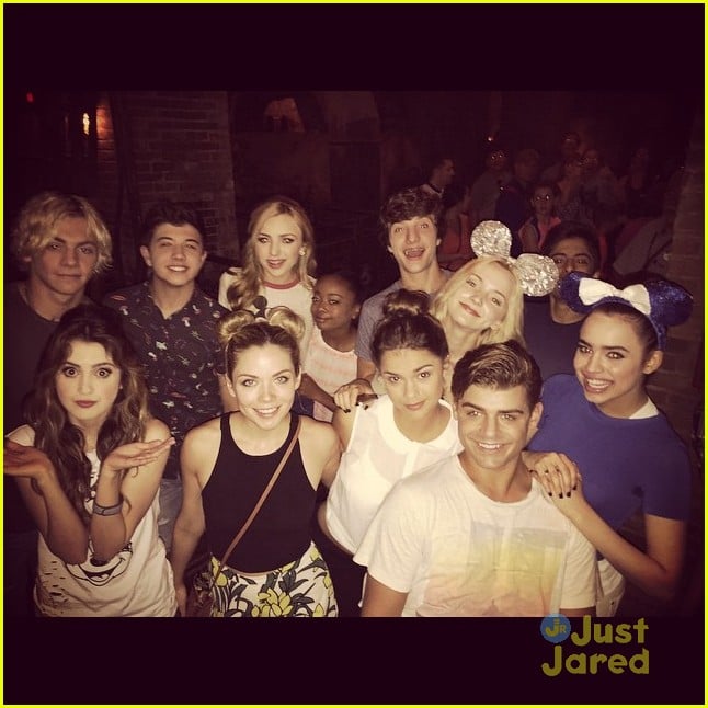 Dove Cameron & Sofia Carson Meet Their 'Descendants' Parents at Walt ...