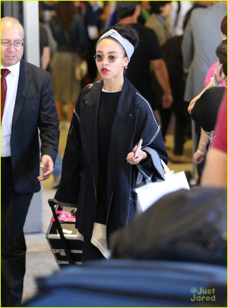 FKA twigs Adds Third Brooklyn Show - Get Tix! | Photo 807574 - Photo ...