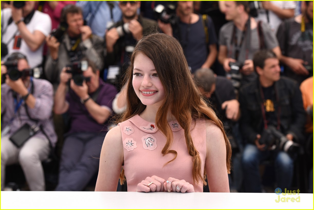 Mackenzie Foy Becomes A 'Little Prince'ss At Cannes Film Festival ...
