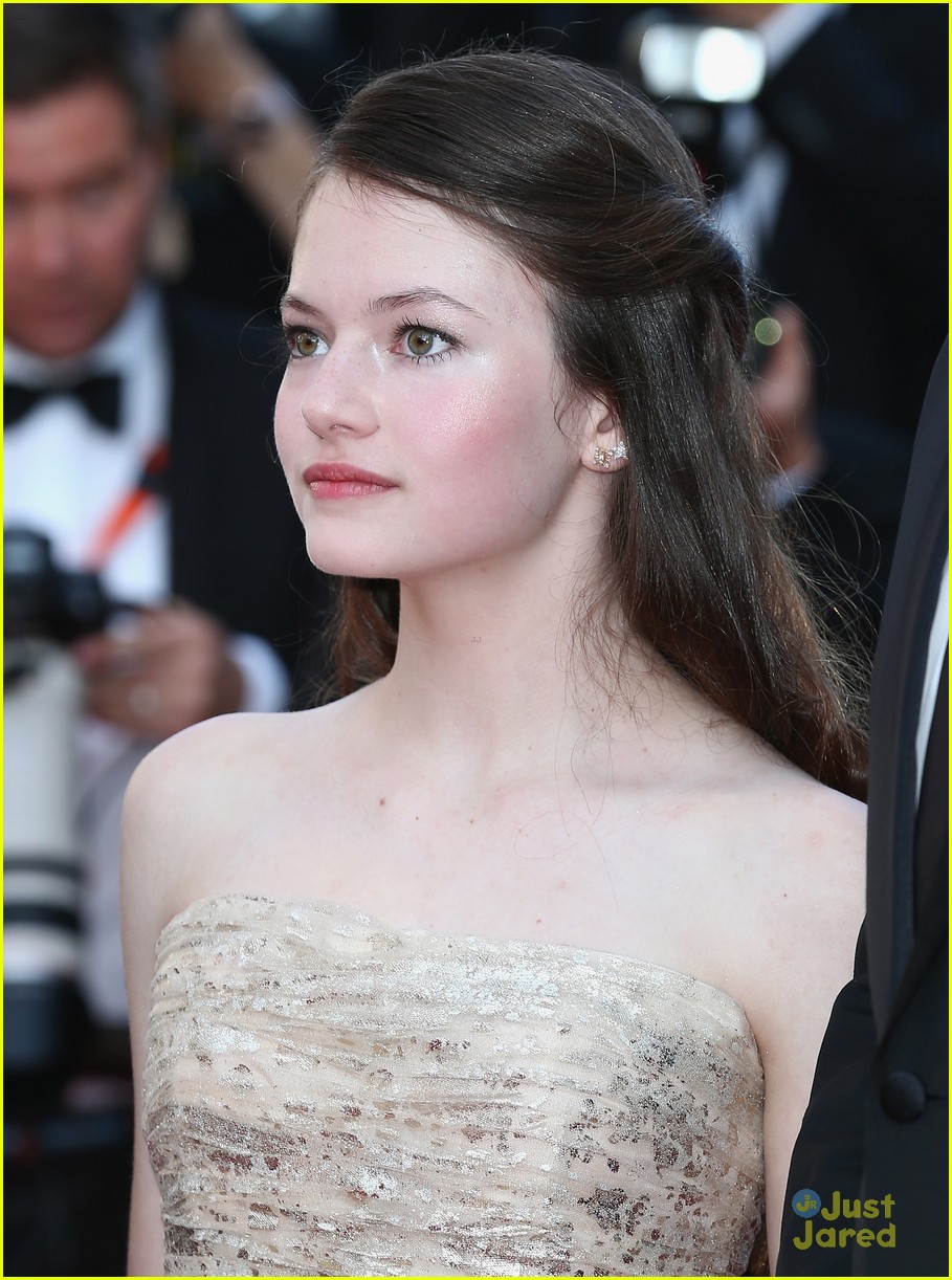 Mackenzie Foy Becomes A 'Little Prince'ss At Cannes Film Festival ...