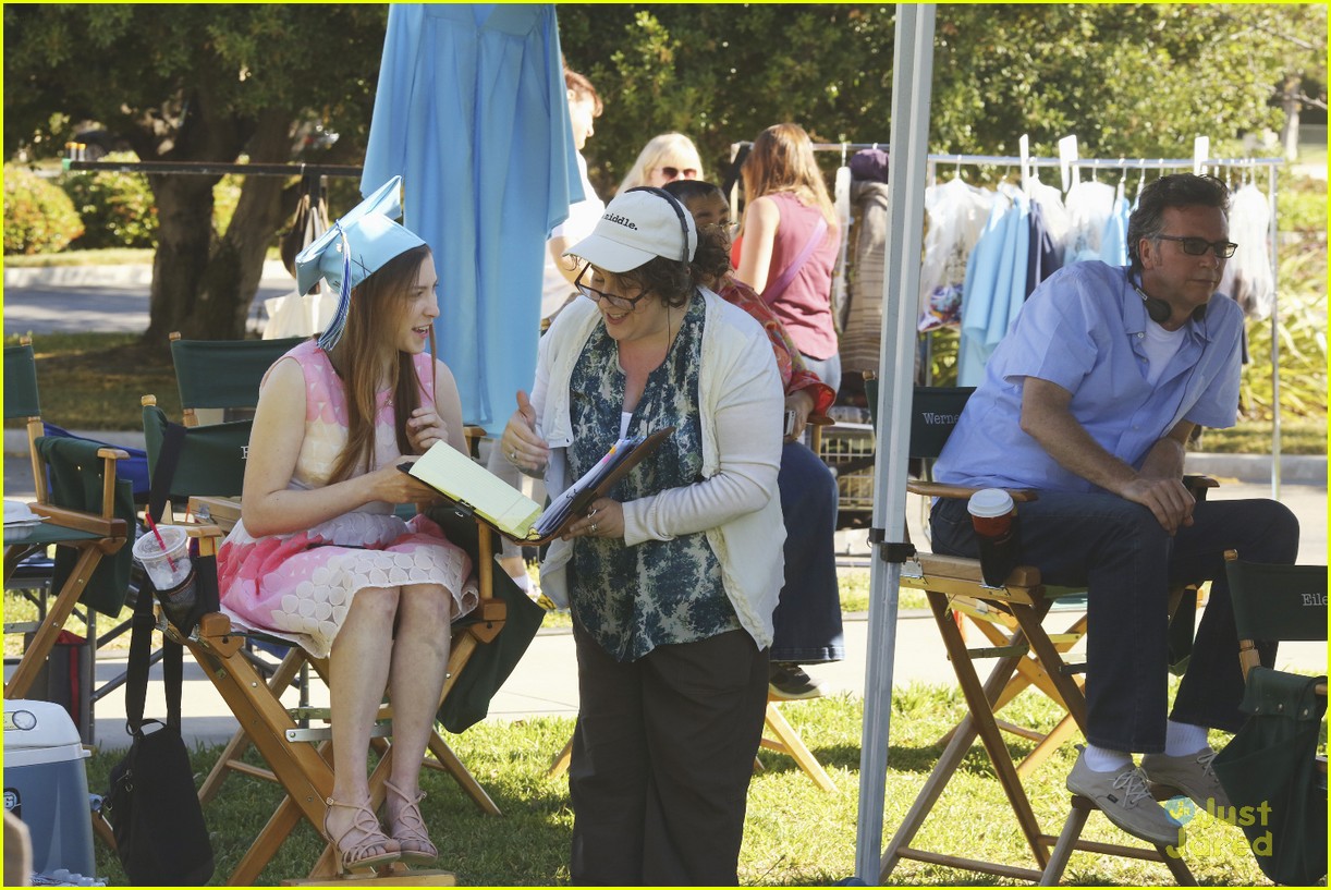 Sue Graduates On Tonight's 'The Middle' Season Finale! | Photo 812076 ...