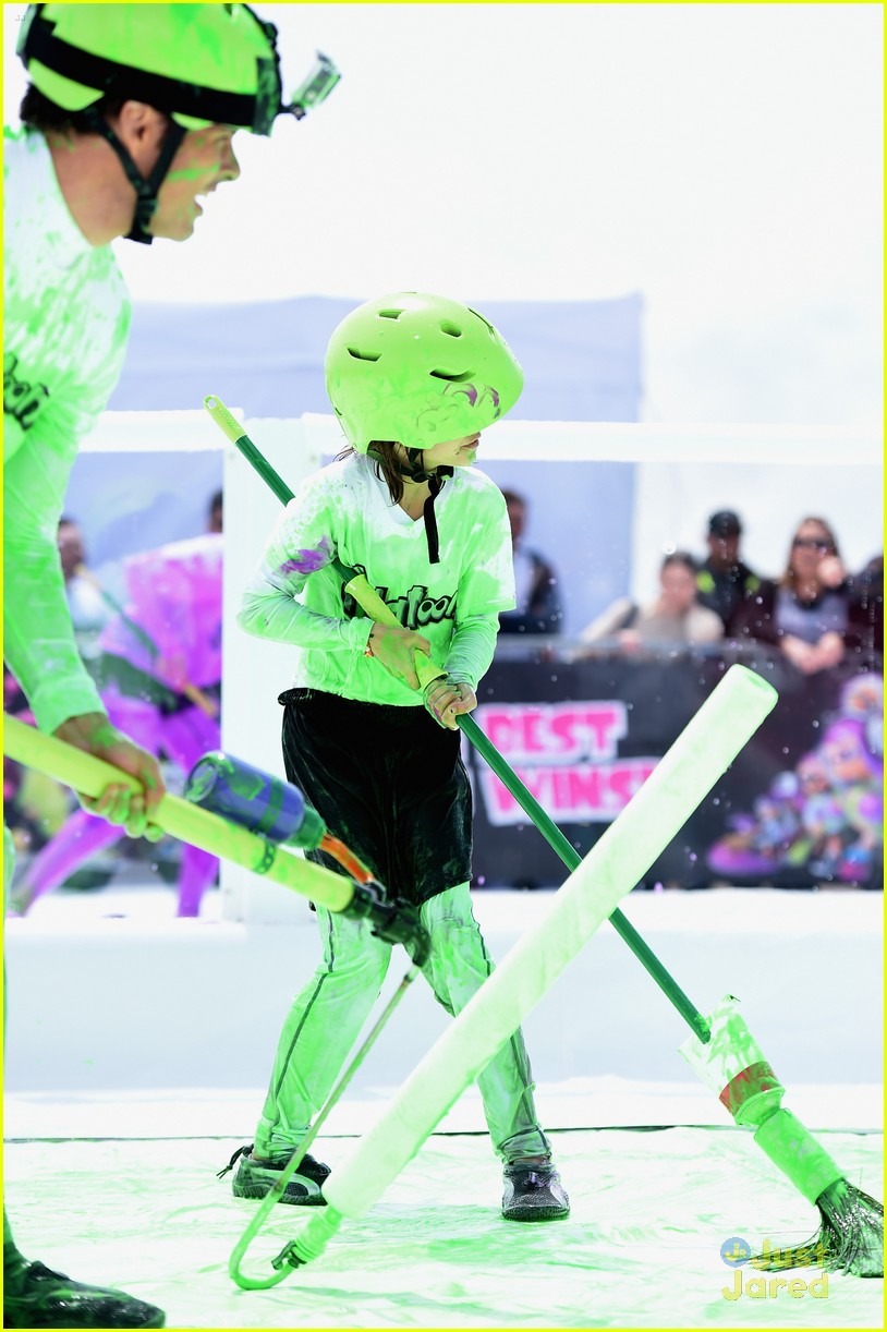 Alli Simpson, Willow Shields & Veronica Dunne Get Messy at Nintendo's ...