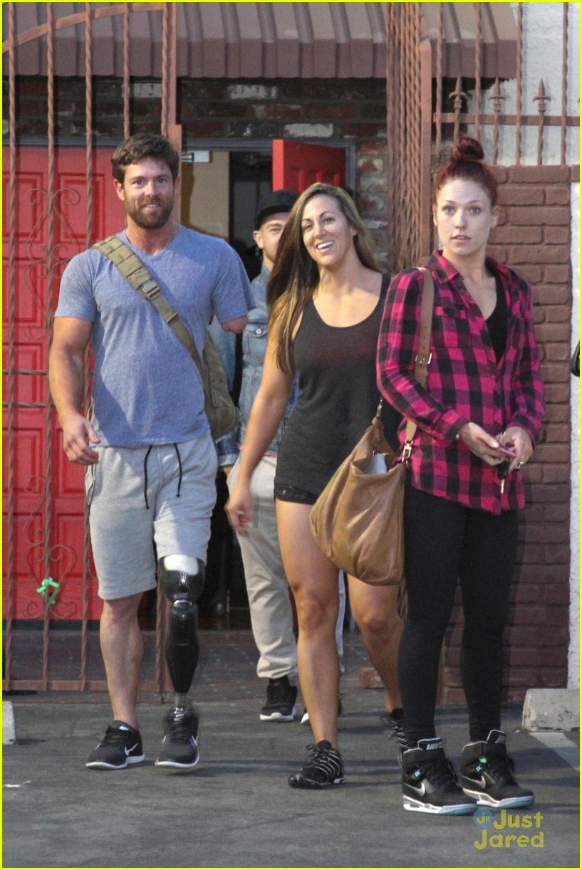 Sharna Burgess Promises 'Amazing' Freestyle For Noah Galloway's Final ...