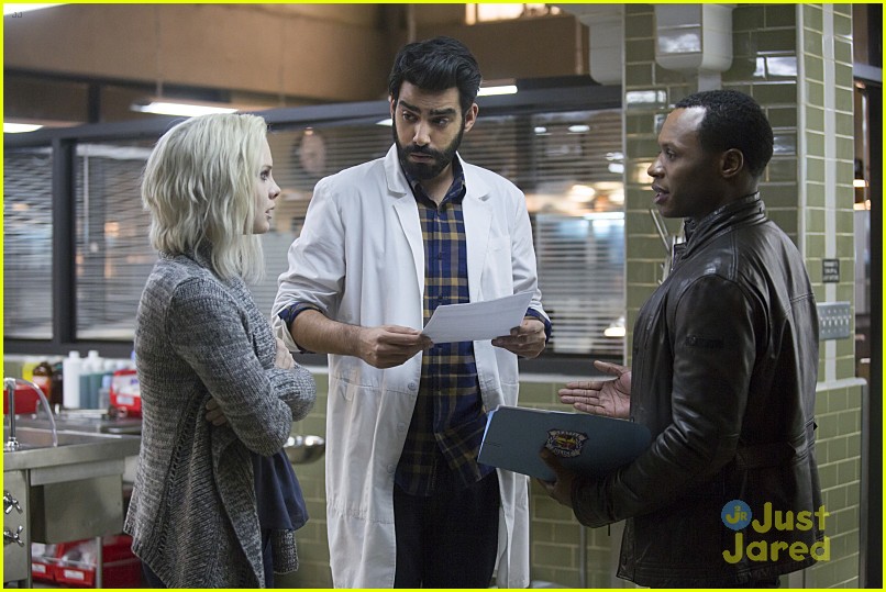 Liv is a Little Tipsy on Tonight's 'iZombie' | Photo 814625 - Photo ...
