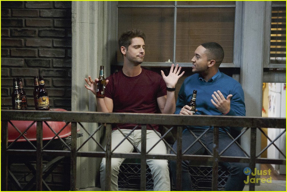 Riley Sleeps With Her New Boss On 'Baby Daddy'! | Photo 826663 - Photo ...