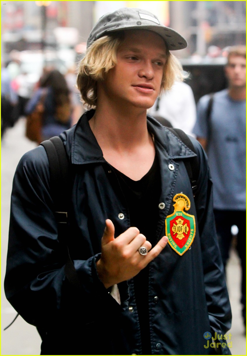 Full Sized Photo of cody simpson shoulder tattoo 16 | Cody Simpson Got ...