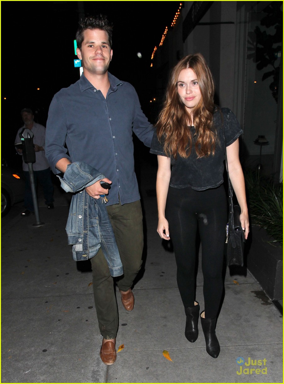 Holland Roden Teases A Possible Cast Member Return For 'Teen Wolf ...