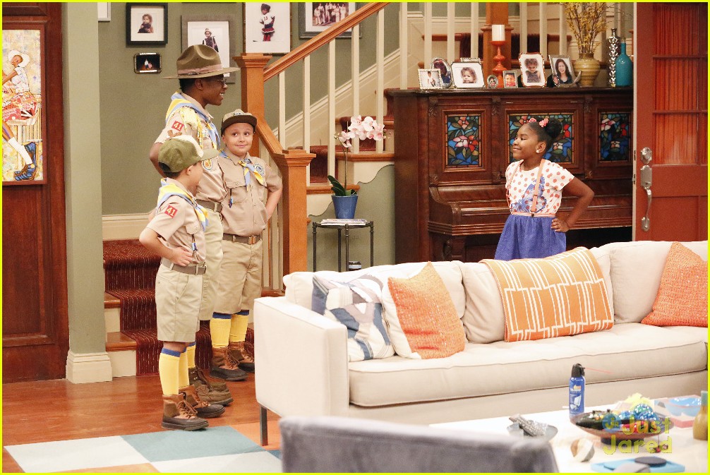 Marisa Crashes K.C.'s Mission On 'K.C. Undercover' Tonight! | Photo ...