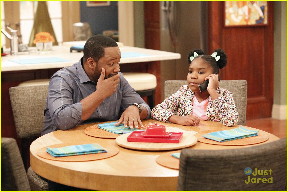 Marisa Crashes K.C.'s Mission On 'K.C. Undercover' Tonight! | Photo ...