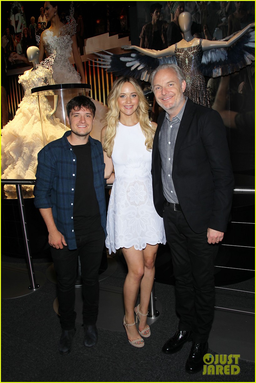 Full Sized Photo of jennifer lawrence reunites hunger games cast ...
