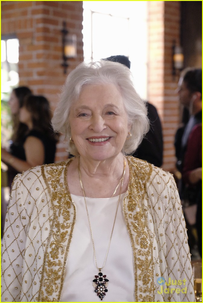 April & Leo Throw An Engagement Party In 'Chasing Life' Summer Premiere ...