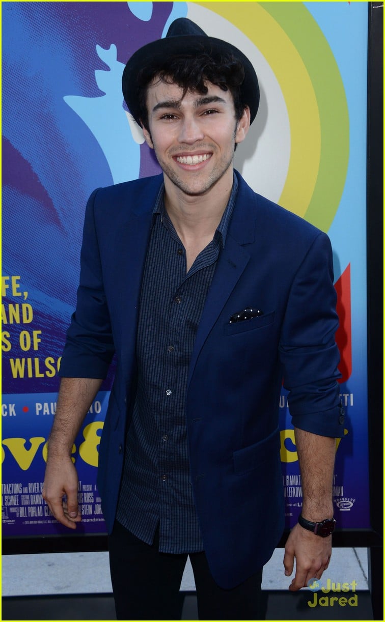 Max Schneider Brings Some 'Love & Mercy' To Hollywood Premiere | Photo ...