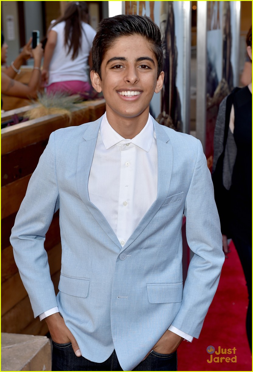 Hayden Byerly Hits Up 'Max' Movie Premiere With Stars Josh Wiggins ...