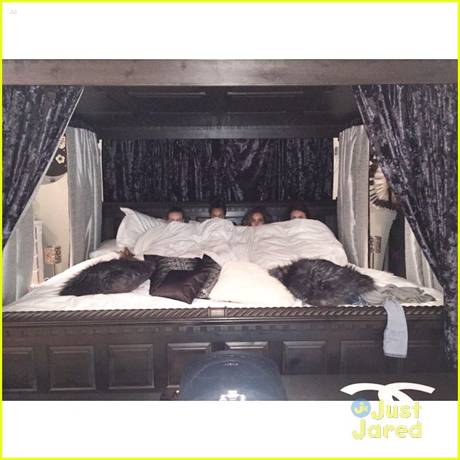 Rixton's Jake Roche Wishes Little Mix Girlfriend Jesy Nelson Happy ...