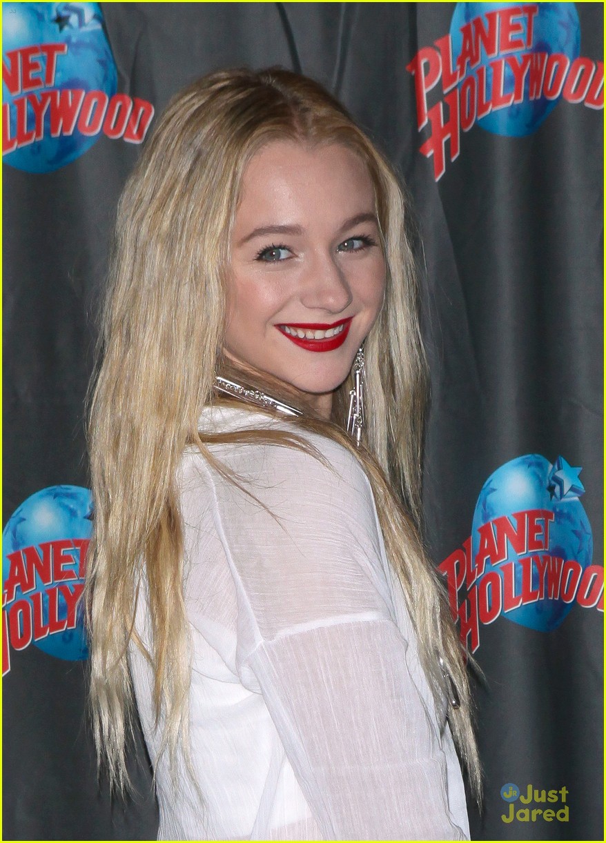Mollee Gray Celebrates 'Teen Beach 2' at Planet Hollywood With The ...