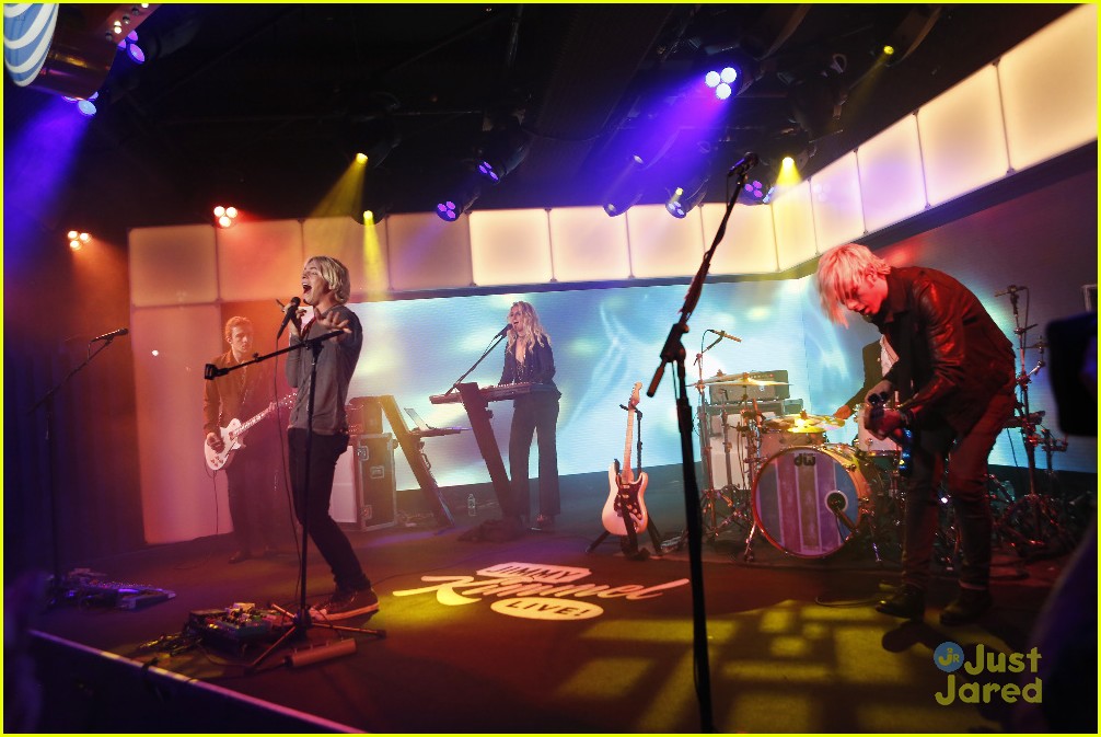 R5 Debut 'F.E.E.L.G.O.O.D.' on Jimmy Kimmel Live - Watch Here! | Photo ...