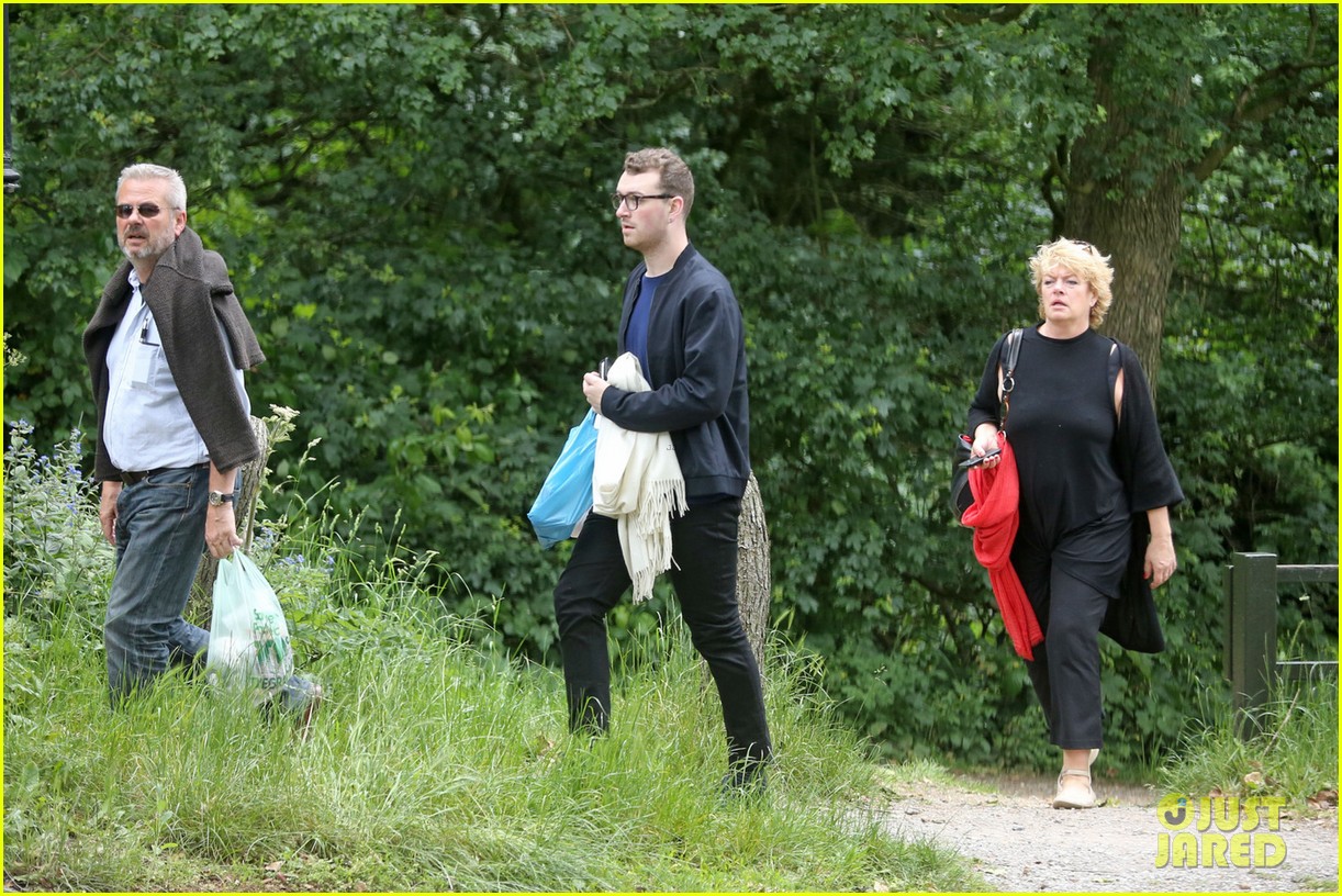 Sam Smith Celebrates Singing Again! | Photo 821464 - Photo Gallery ...
