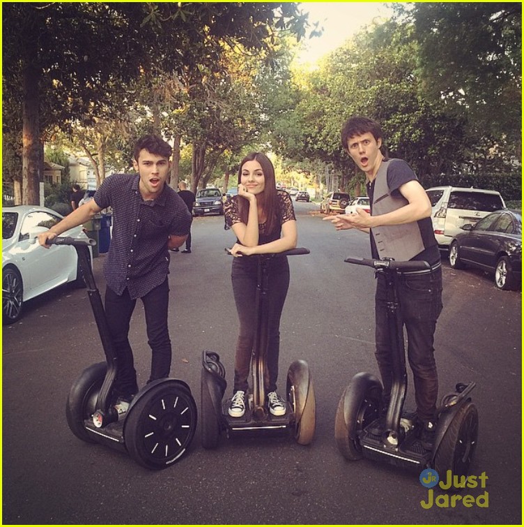 Victoria Justice Teases New Video With Max & Kurt Schneider! | Photo ...