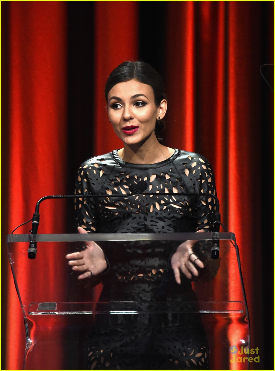 Full Sized Photo of victoria justice raven symone trevor live 29 ...