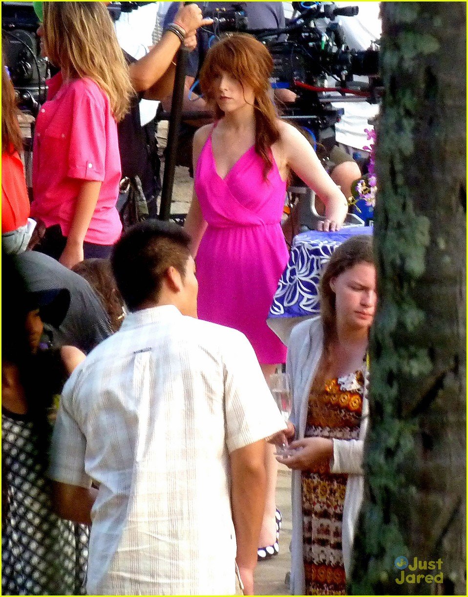 Zac Efron & Anna Kendrick Kick Week Off With 'Mike and Dave Need ...