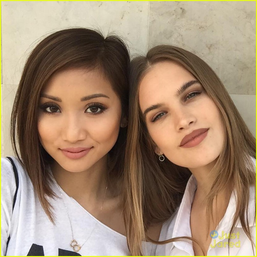 Brenda Song Shops Urban Outfitters With Stormi Henley | Photo 833265 ...