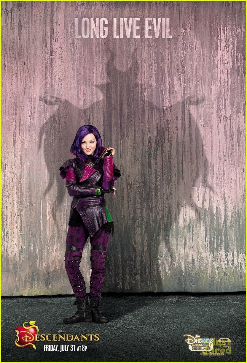 Watch The First 6 Minutes Of Disney's 'Descendants' NOW! | Photo 842227 ...