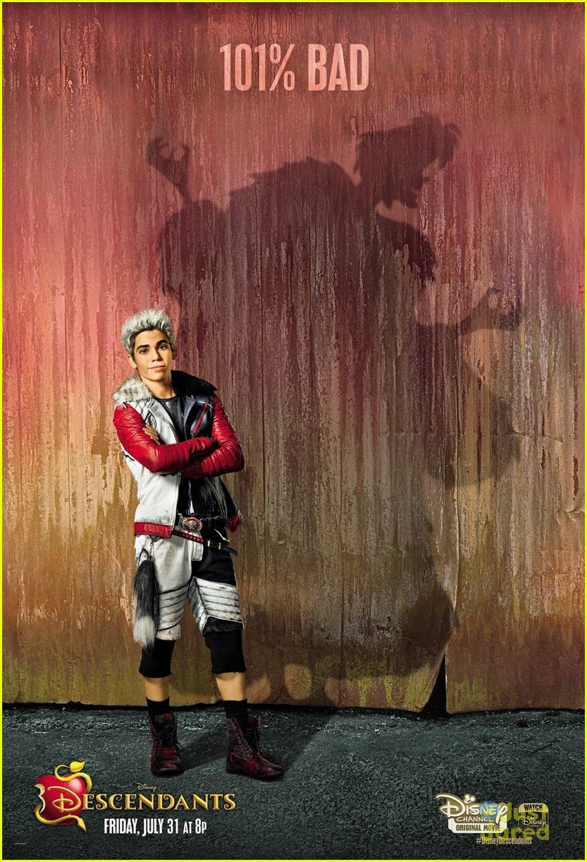 Watch The First 6 Minutes Of Disney's 'Descendants' NOW! | Photo 842228 ...