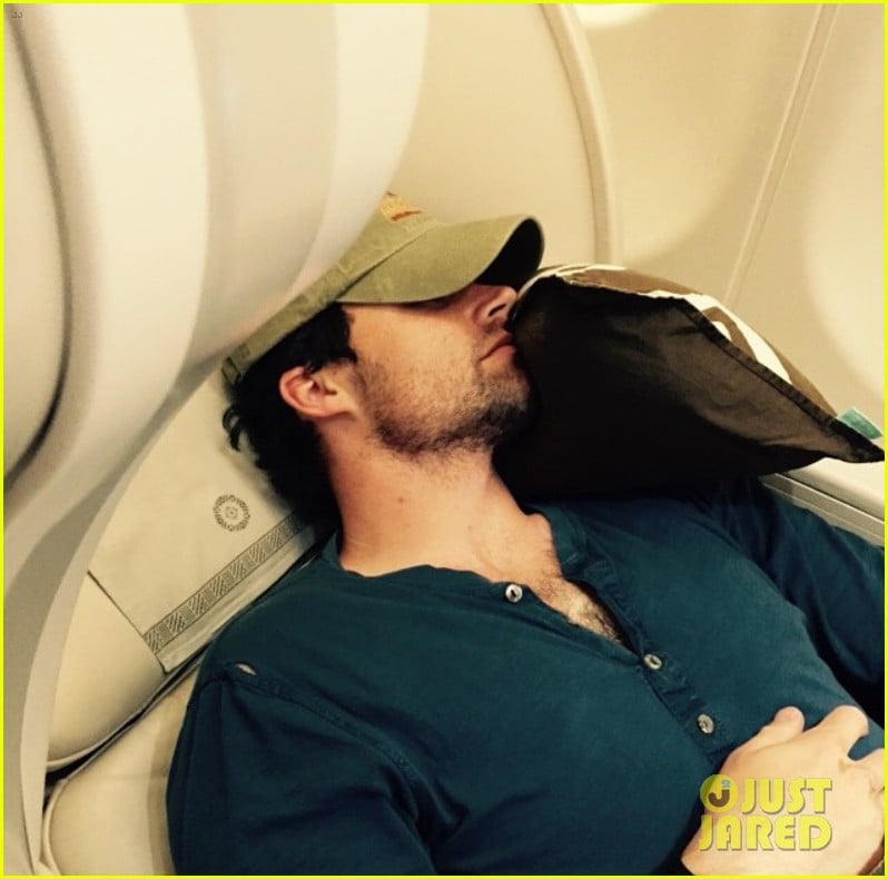 Ian Harding Enjoys Paradise Vacation in Fiji! | Photo 834403 - Photo ...