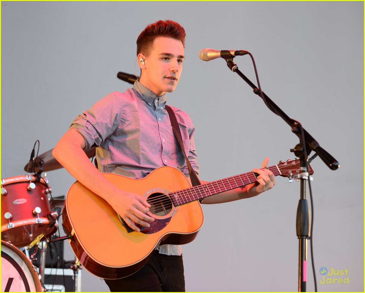 Jacob Whitesides Give Shoutout To R5 On Twitter | Photo 835524 - Photo ...