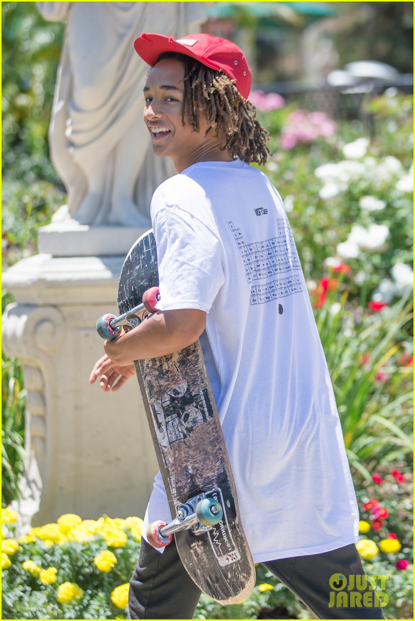 Jaden Smith Surprises Fans With New 'Scarface' Music Video - Watch Now ...