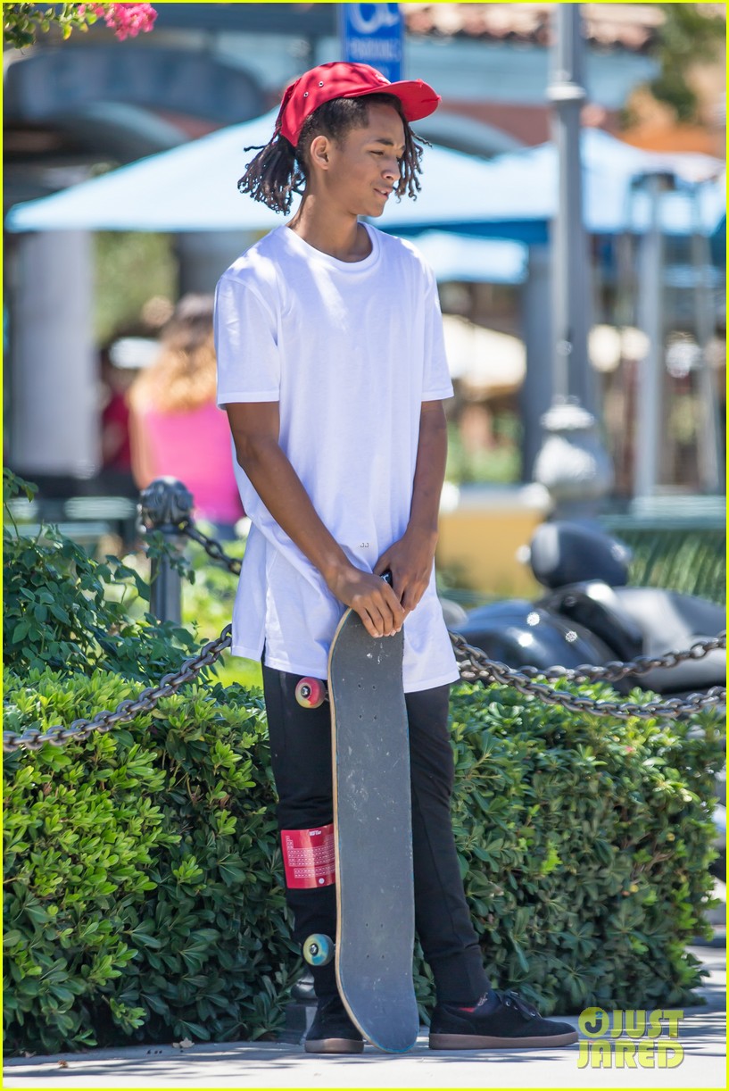 Jaden Smith Surprises Fans With New 'Scarface' Music Video - Watch Now ...