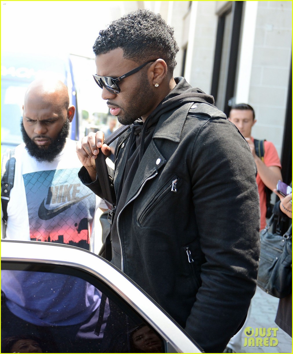 Jason Derulo Lands in Malta Ahead of Concert | Photo 834194 - Photo ...