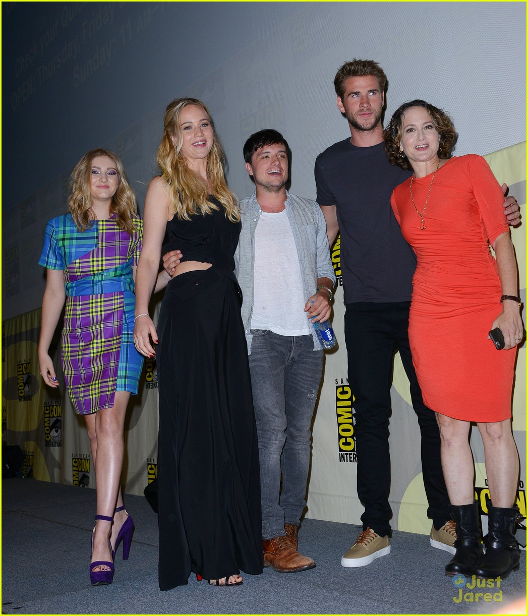 Full Sized Photo of jennifer lawrence hunger games cast comic con 2015 ...
