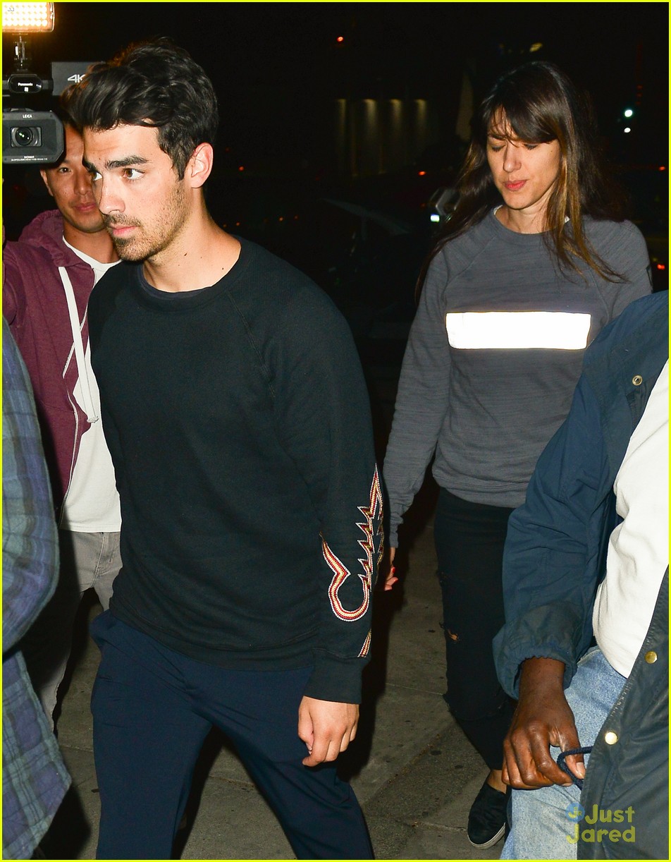 Joe Jonas Steps Out After Cody Simpson is Asked About Him | Photo ...