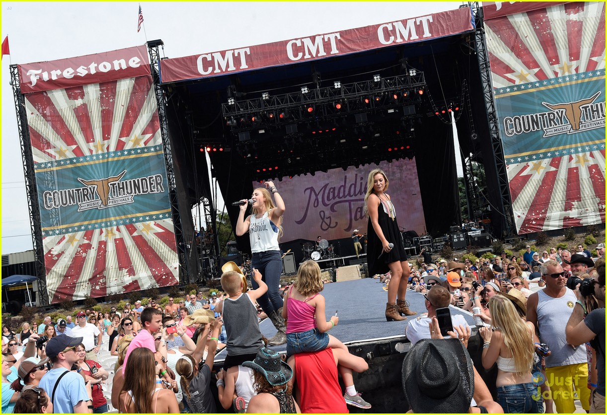 Full Sized Photo of maddie tae country thunder festival brickyard 500 ...