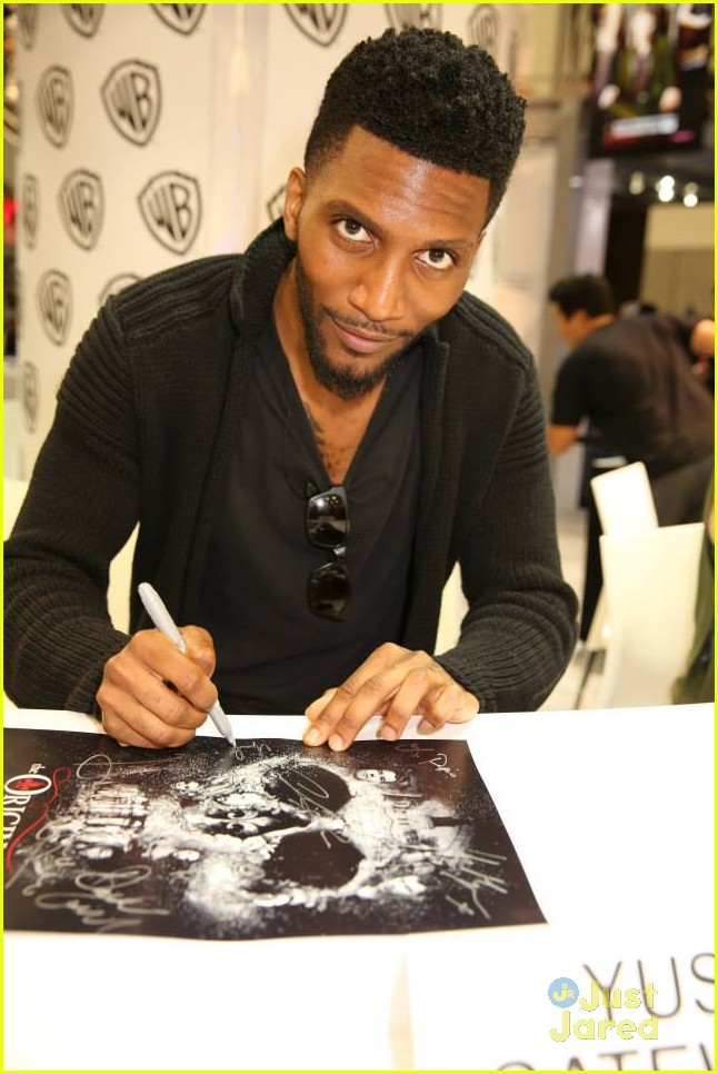 'The Originals' Goes To Comic-Con & Joseph Morgan Gets An Instagram ...