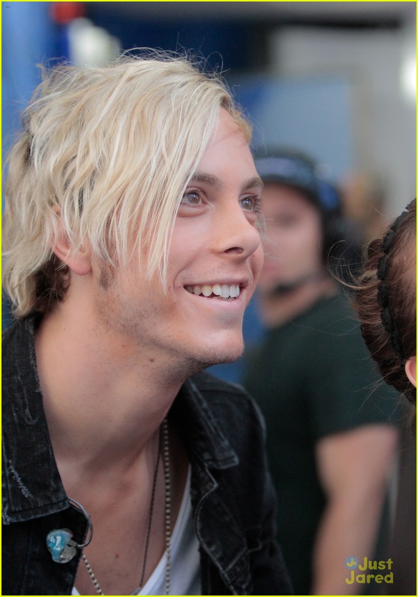 R5 Rocks Out to 'All Night' on 'Good Morning America' - Watch Now ...