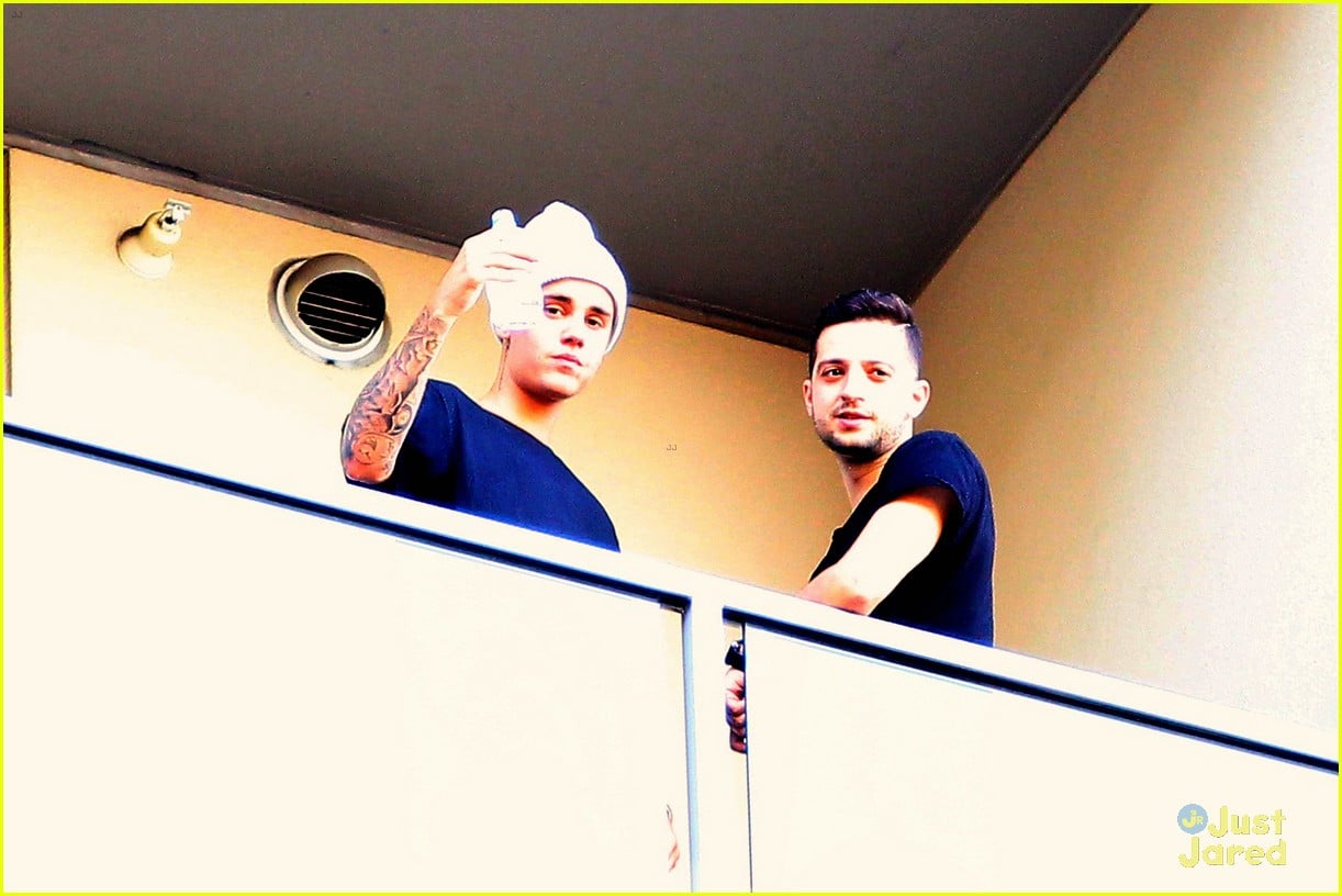 Justin Bieber Grabs Dinner With Orange is the New Black's Ruby Rose ...