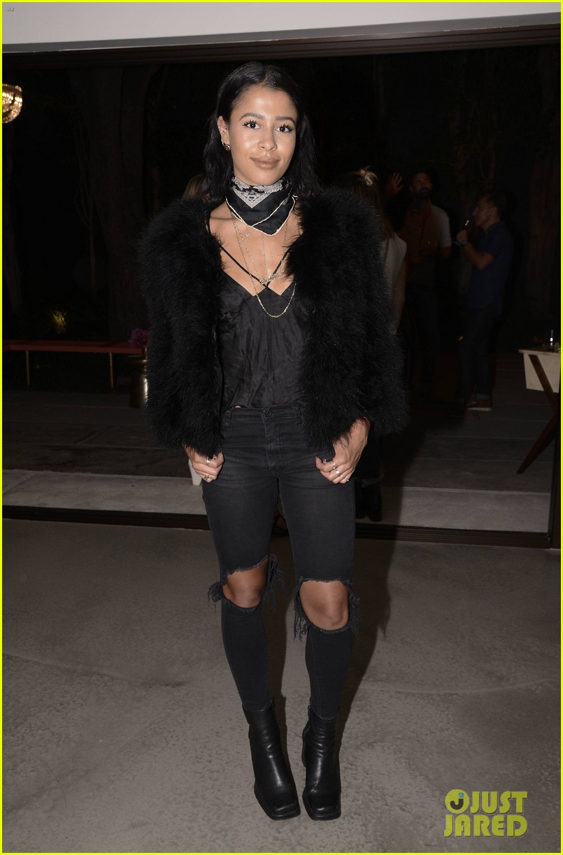 Sami Miro Shares Sexy Selfie With Fans! | Photo 845133 - Photo Gallery ...