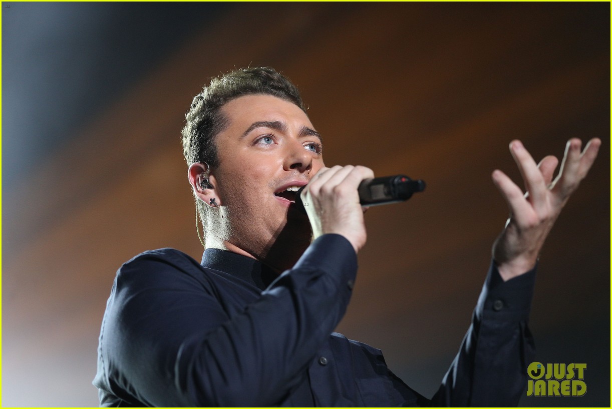 Full Sized Photo of sam smith disclosure debut omen music video watch ...