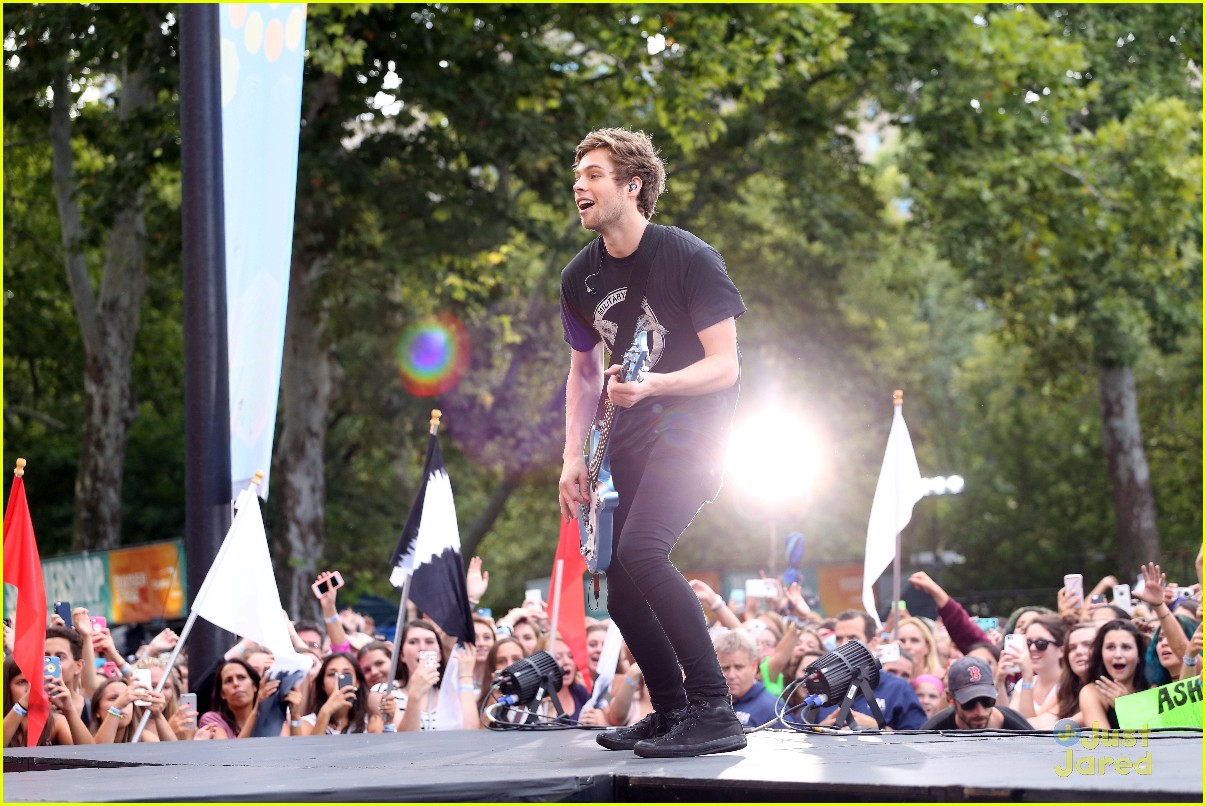 Full Sized Photo of 5 seconds summer gma concert series 20 | 5 Seconds ...
