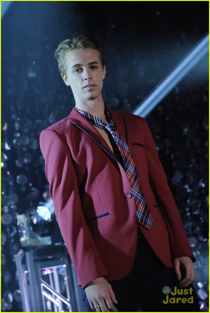 Rico Rodriguez Guest Stars On Tonight's 'Austin & Ally' - See A Sneak ...