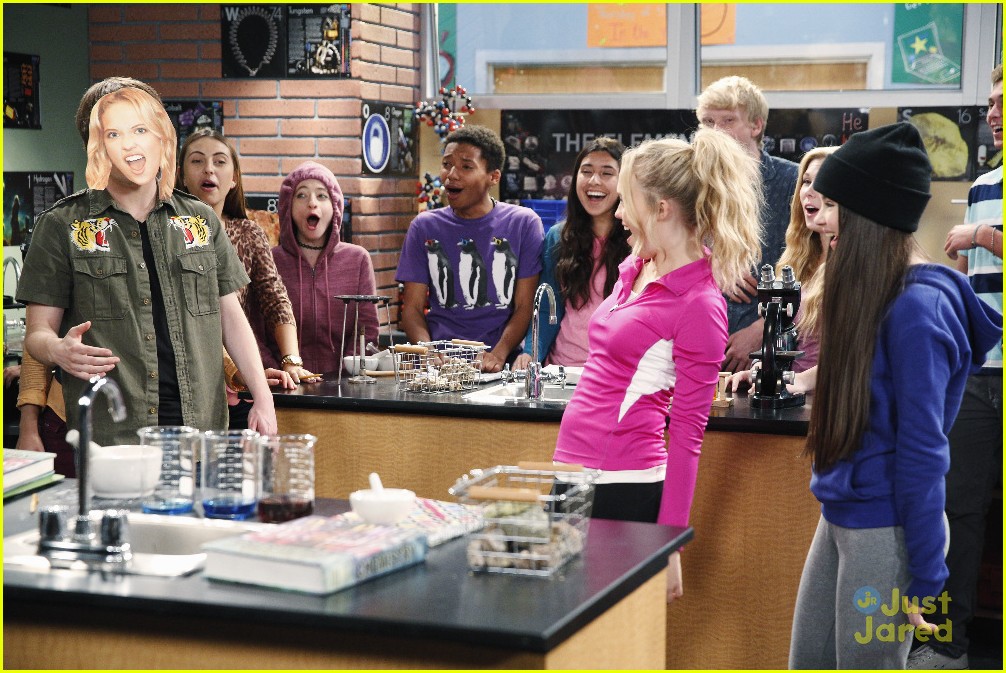 Shelby's New Lab Partner Is Super Mean On 'Best Friends Whenever ...